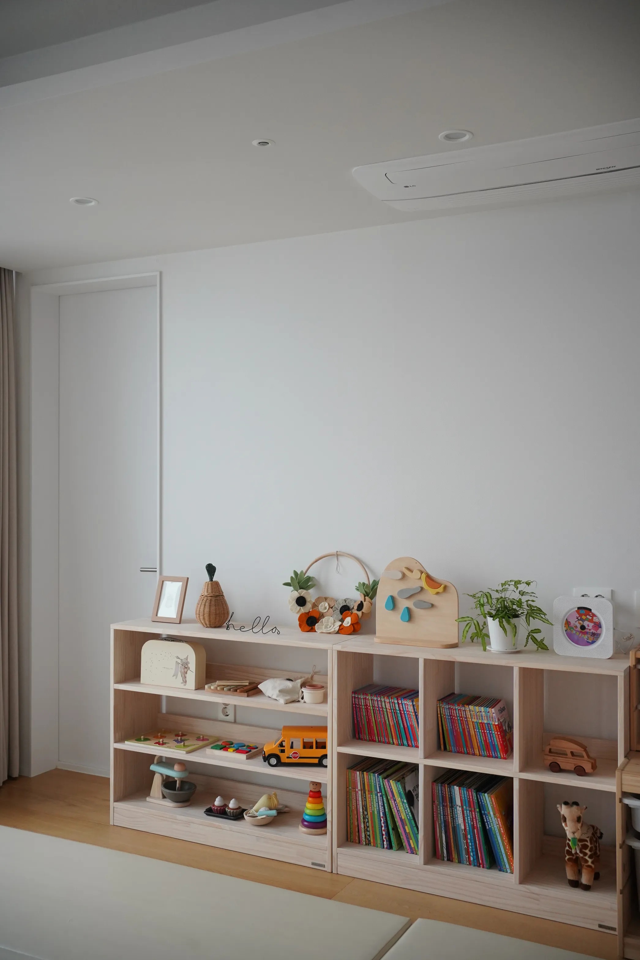 'NEW EA30 감성 CD플레이어 벽걸이 탁상용 CD플레이어 블루투스인아웃 업그레이드' 제품으로 꾸민 유저들의 스타일링샷 | 오늘의집 유저들의 집꾸미기