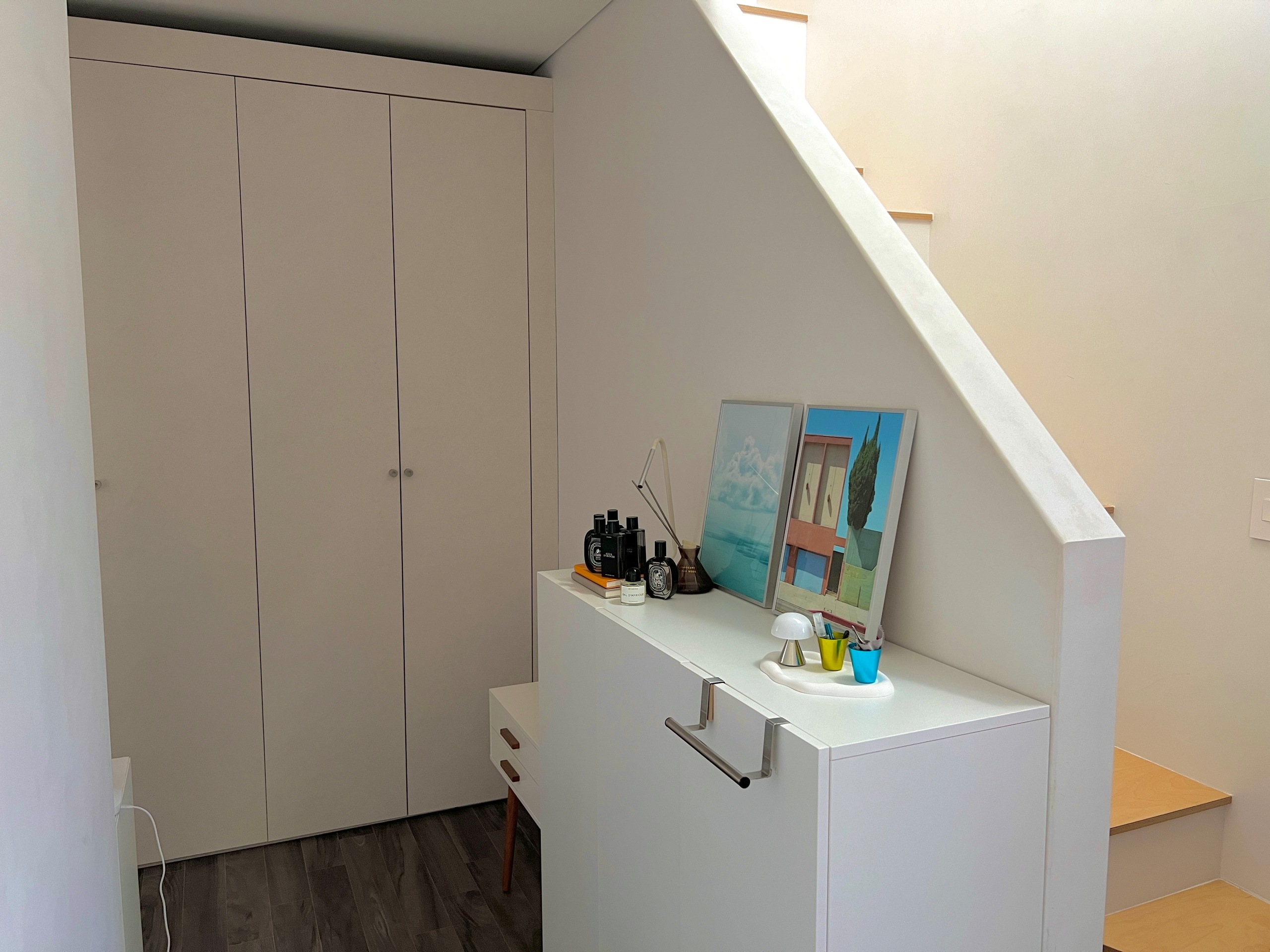 '모노 더높은 수납장 1200 E0목재 LPM 다용도 슬림 선반 와이드 수납장' 제품으로 꾸민 유저들의 스타일링샷 | 오늘의집 유저들의 집꾸미기