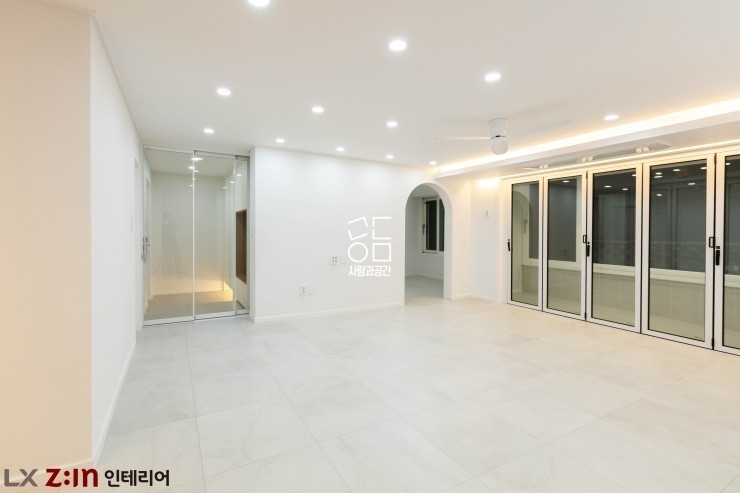 산본 9단지 롯데묘향 36평 복층 심플엣지 화이트 라이프스타일 슈퍼앱 오늘의집