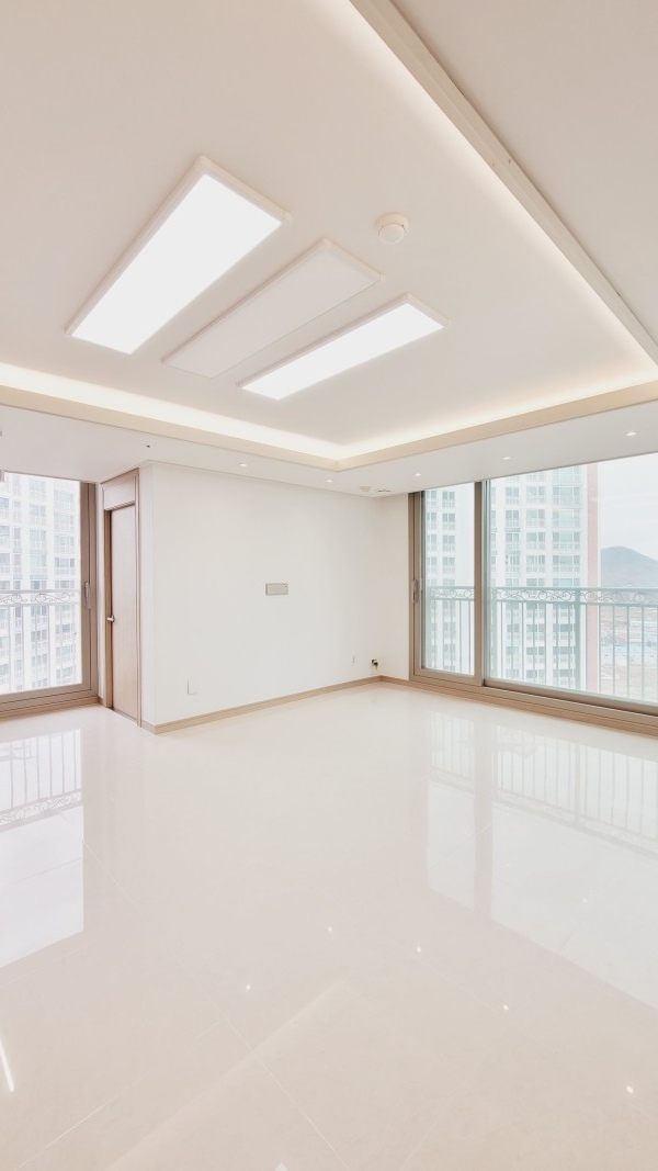 검단 힐스테이트 3차 세련된 디자인 33평형 인테리어 라이프스타일 슈퍼앱 오늘의집