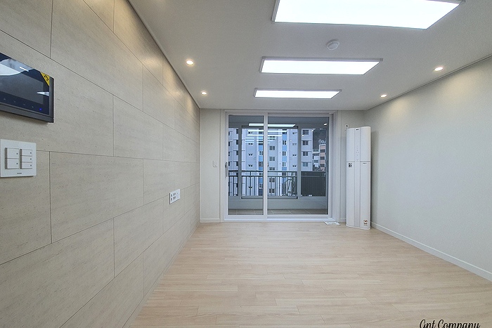 가야벽산아파트 25평 인테리어 노후된 벽지와 가구 라이프스타일 슈퍼앱 오늘의집