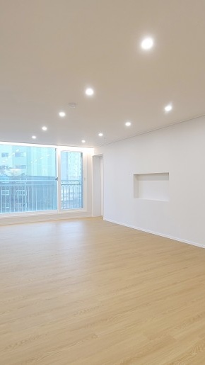 화이트 우드스타일로 꾸며본 죽림부영1차 32평 아파트 라이프스타일 슈퍼앱 오늘의집