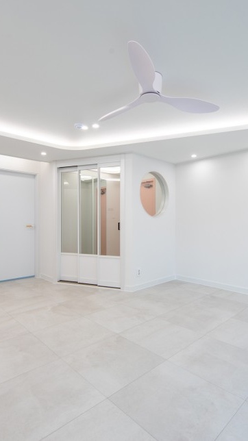 #02 포인트를 준 화이트 인테리어_신주례LG 32py | 라이프스타일 슈퍼앱, 오늘의집