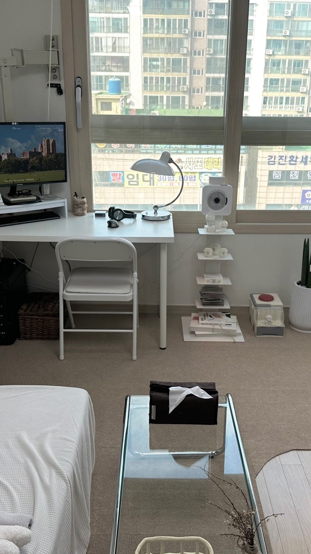 자취 4년 차 디자이너의 취향 가득 15룸 오피스텔 라이프스타일 슈퍼앱 오늘의집