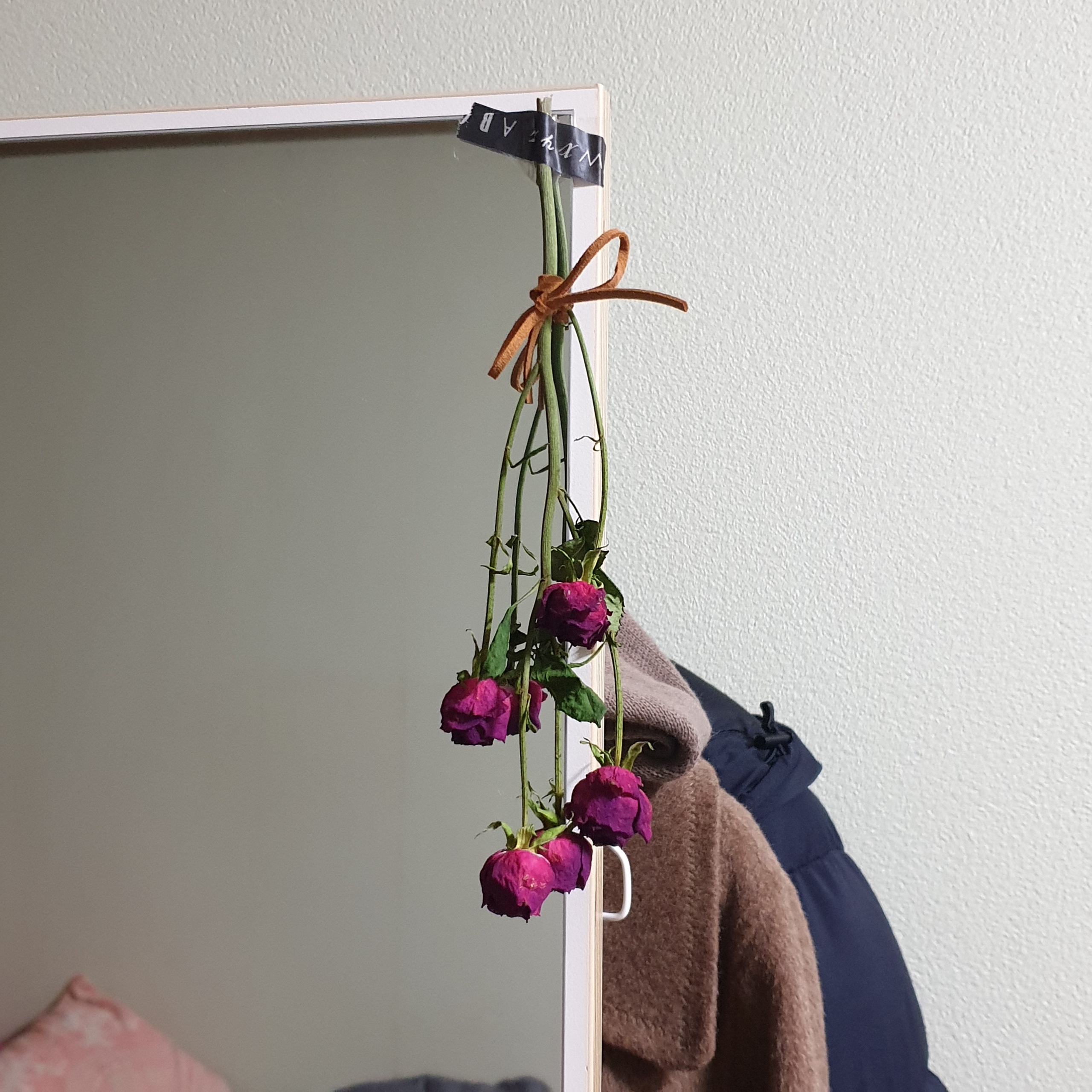 '디노 엘린 전신거울 행거 4종 택1' 제품으로 꾸민 유저들의 스타일링샷 | 오늘의집 유저들의 집꾸미기