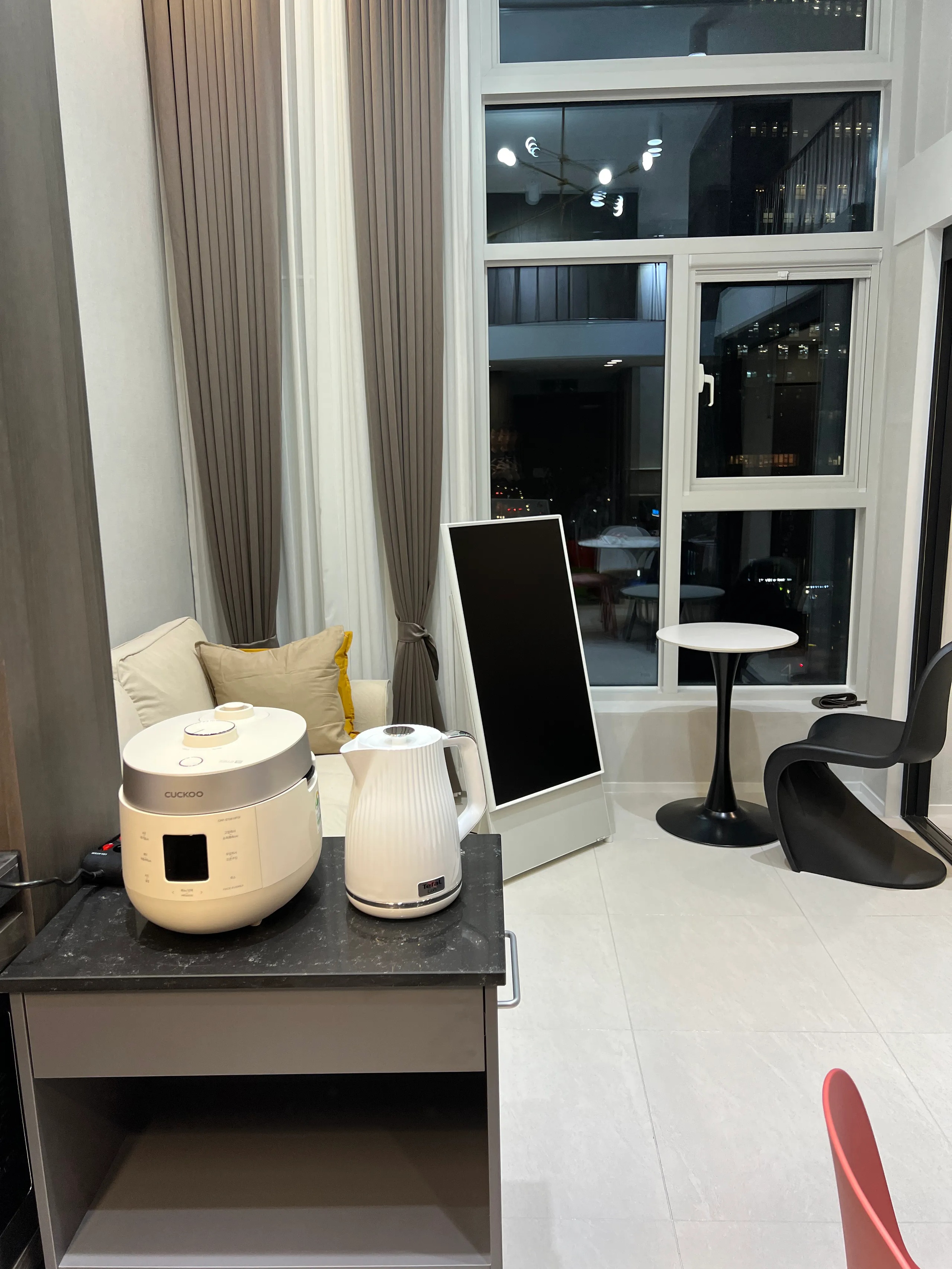 '쿠폰가66,405/ 올리브 서랍형 홈바 조리대 이동식 트롤리 수납장 2colors' 제품으로 꾸민 유저들의 스타일링샷 | 오늘 ...