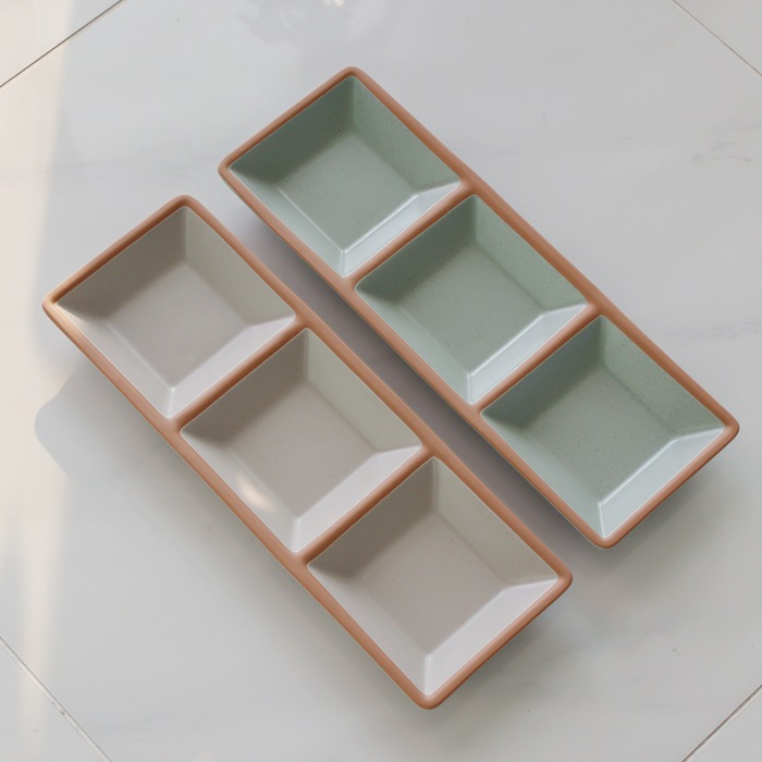 식판·나눔접시 > 국산 도자기 그린들리 클레이 3칸 접시1p 2color | 오늘의집 쇼핑