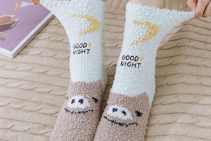 양말 발워머 여성 겨울 디자인 극세사 수면양말 롱 긴 무압박 임산부 캐릭터 수면 덧신 양말 오늘의집 쇼핑