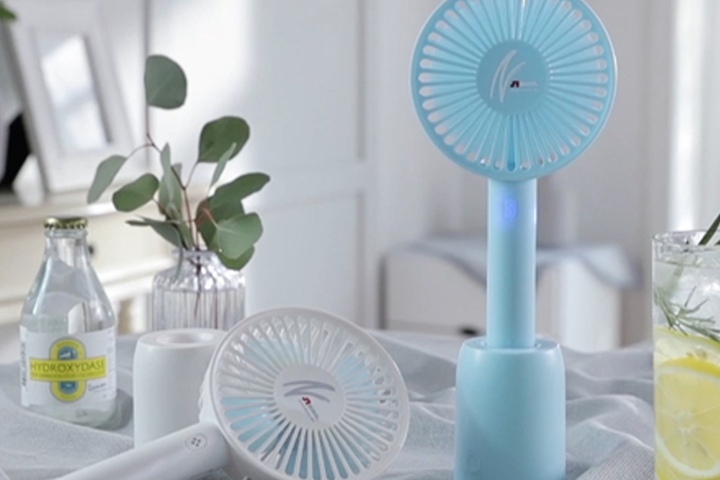 선풍기 미개봉 A급리퍼 핸디형 선풍기 2colors무선회전크래들 포함 오늘의집 쇼핑