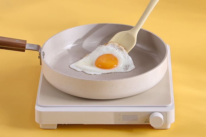 네오플램 비앙 오브제 우드포인트 풀인덕션 24cm 프라이팬 위시버킷