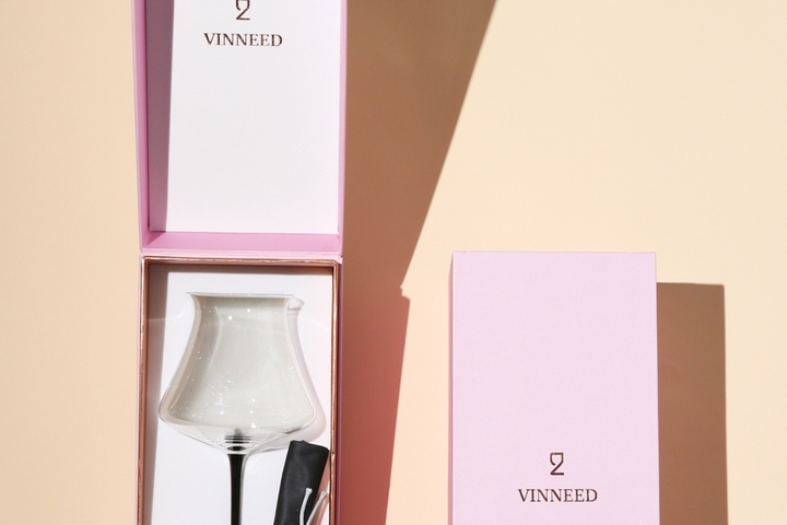 와인·양주·칵테일잔 킹더랜드 천사랑 와인잔 샴페인잔 블랙플라워 시리즈 640ml 오늘의집 쇼핑