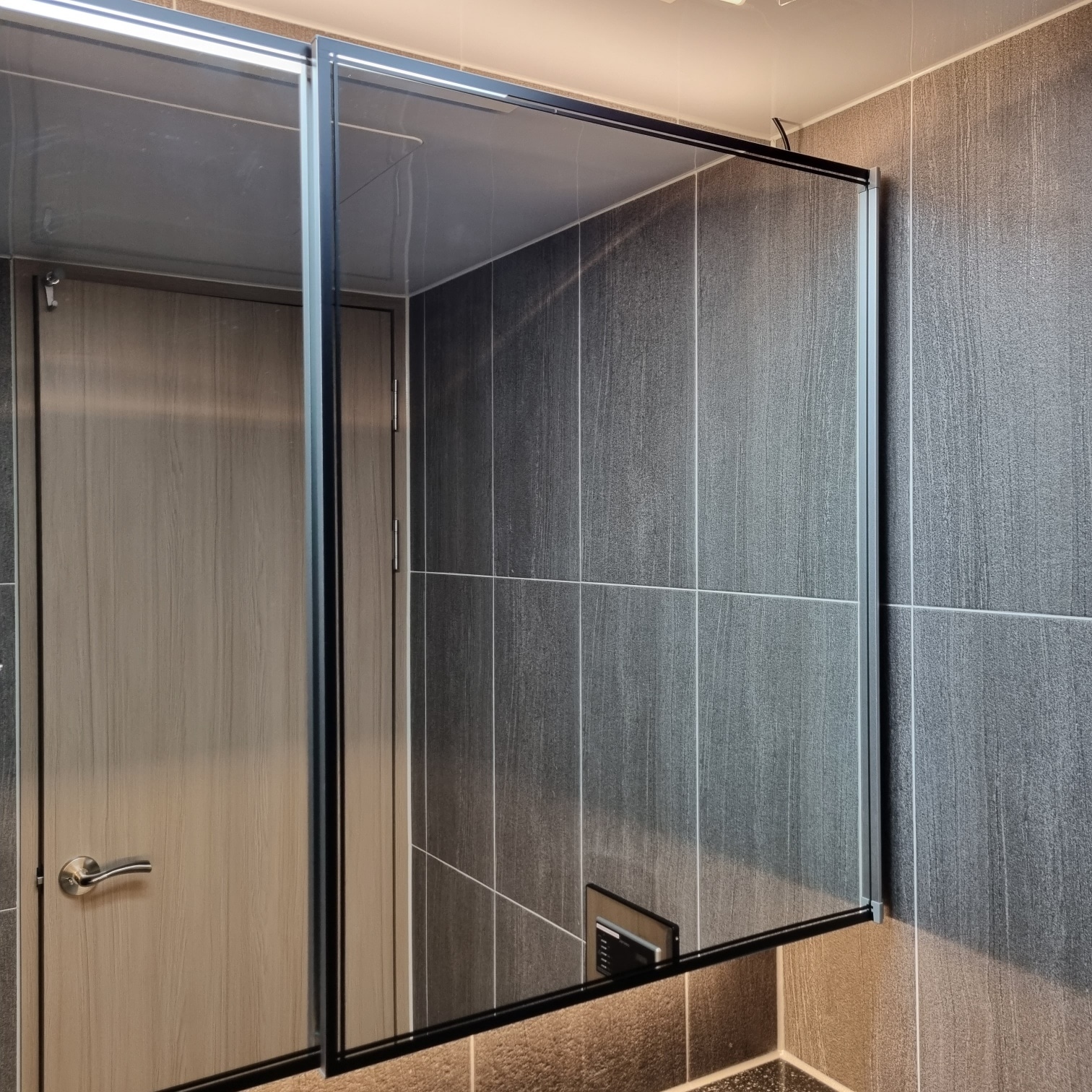 시트지·필름지 거울시트지 욕실 유리 창문 거울녹 가리는 인테리어필름 오늘의집 쇼핑