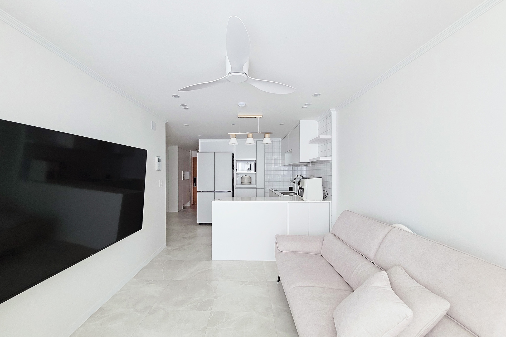 양천구 신월동 현대성우아파트 25PY 화이트인테리어 | 라이프스타일 슈퍼앱, 오늘의집