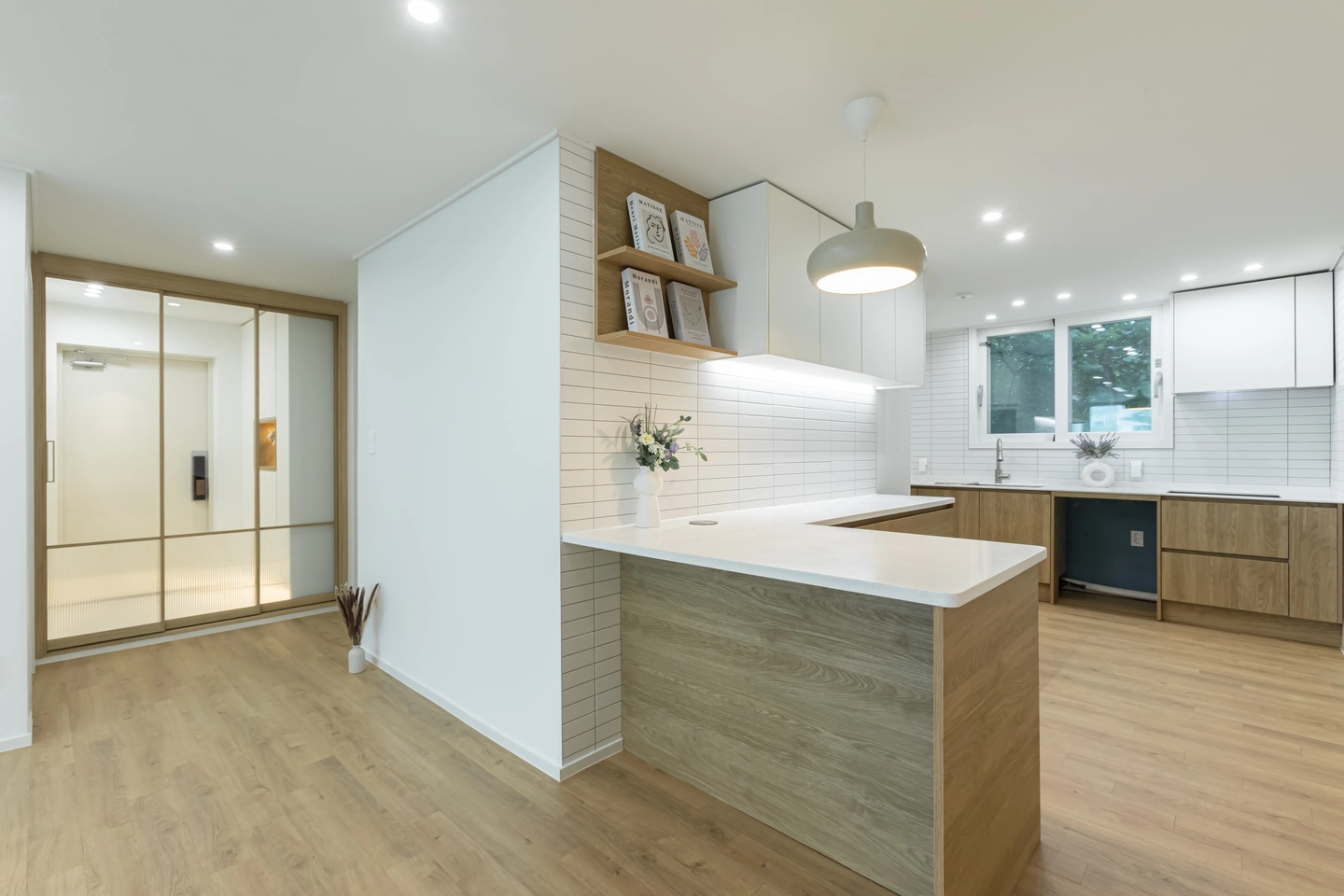 화이트 앤 우드 인테리어_ 38PY | 라이프스타일 슈퍼앱, 오늘의집