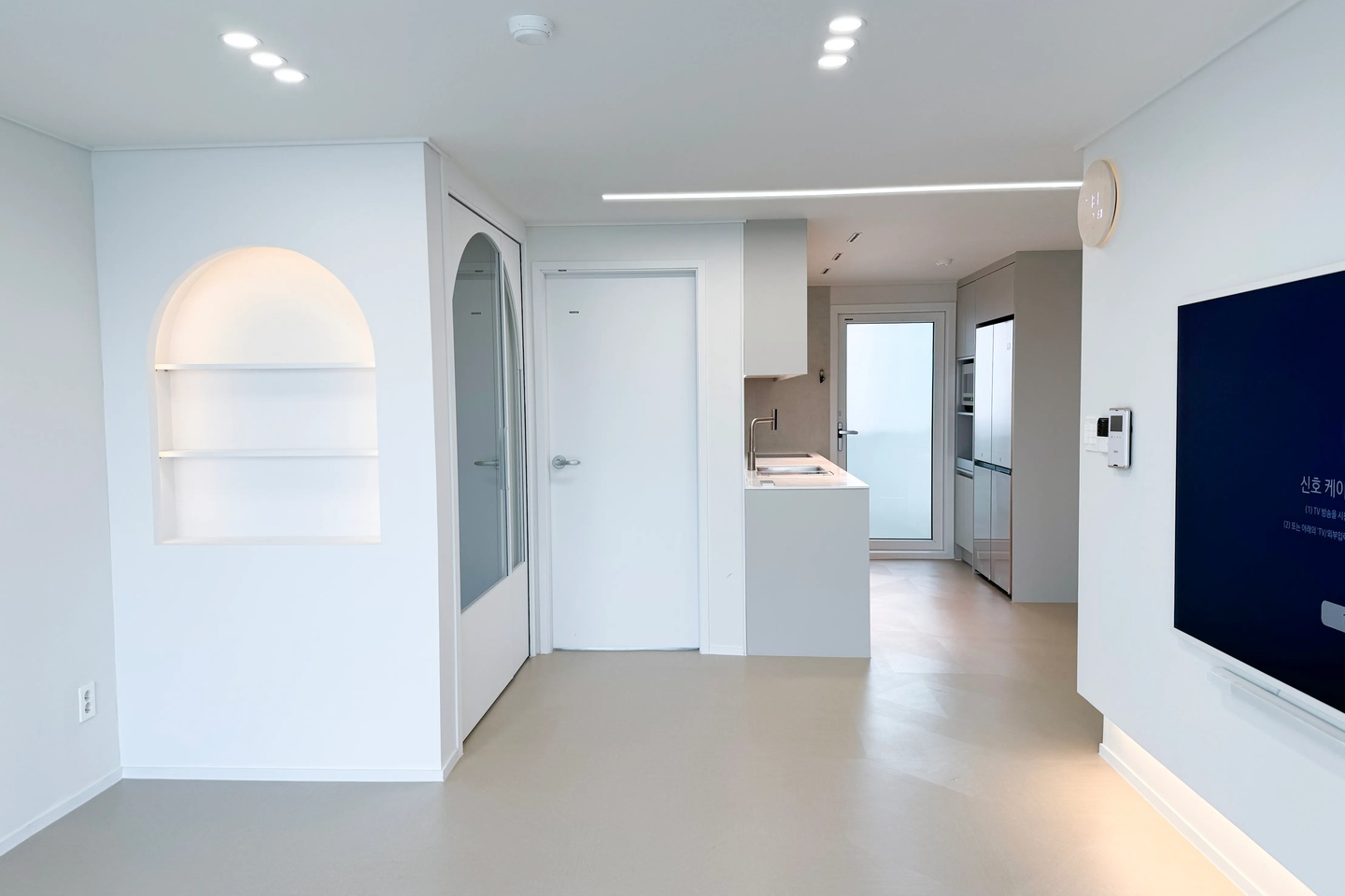 따뜻한 햇살이 비치면 더 돋보이는 신혼부부를 위한 | 강화현대아파트 22PY | 라이프스타일 슈퍼앱, 오늘의집